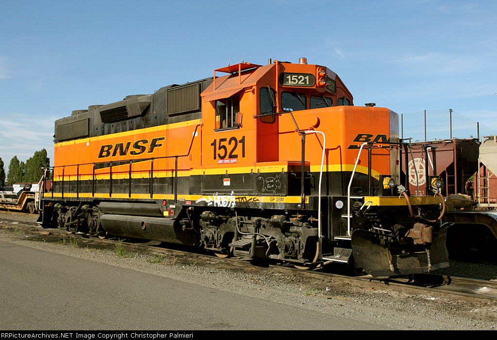 BNSF 1521